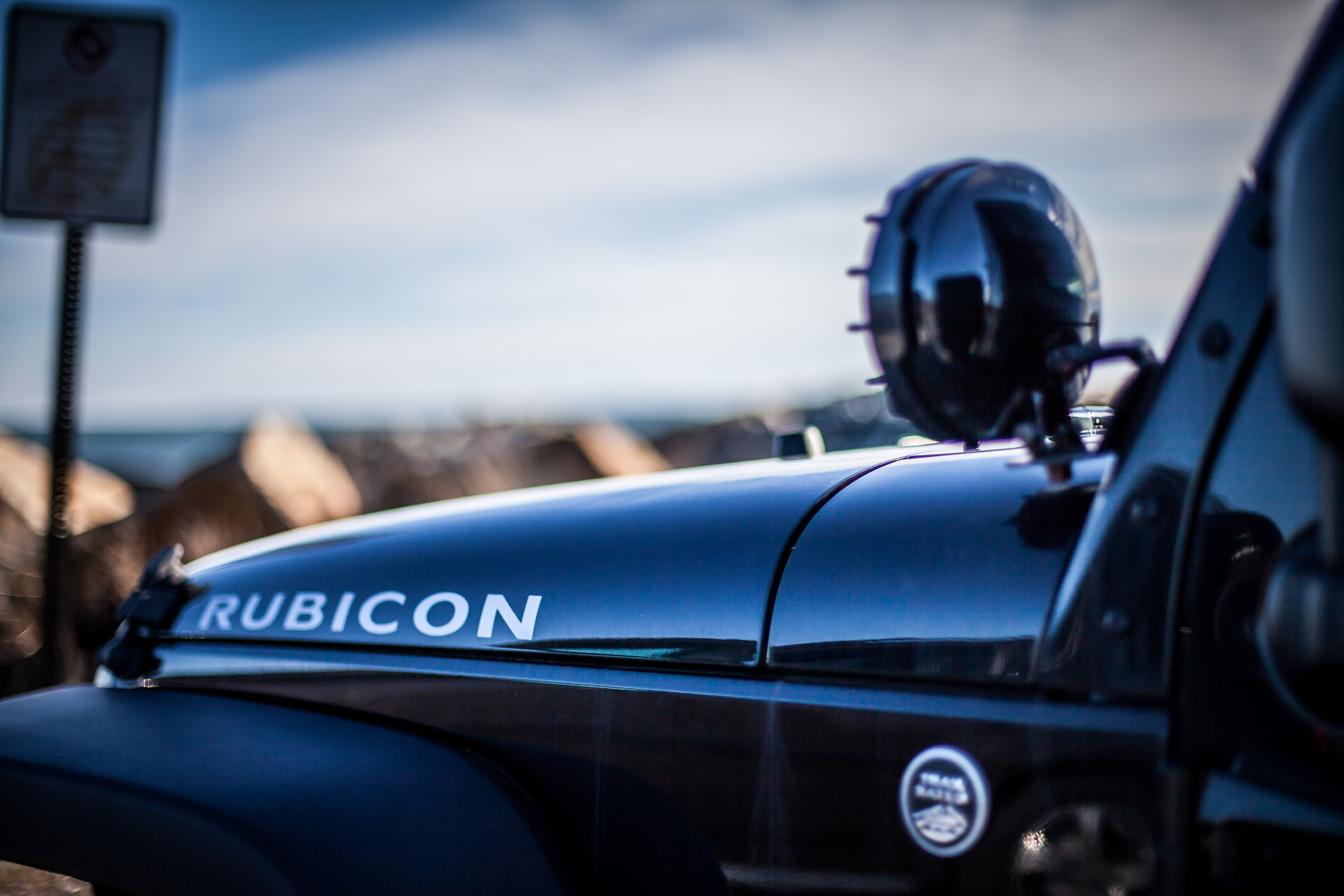 2022 Jeep Wrangler Rubicon 392 vs Ford Bronco - Huffines Chrysler Jeep ...